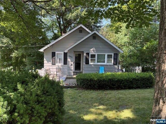 Wawayanda Rd, Vernon, Home For Sale