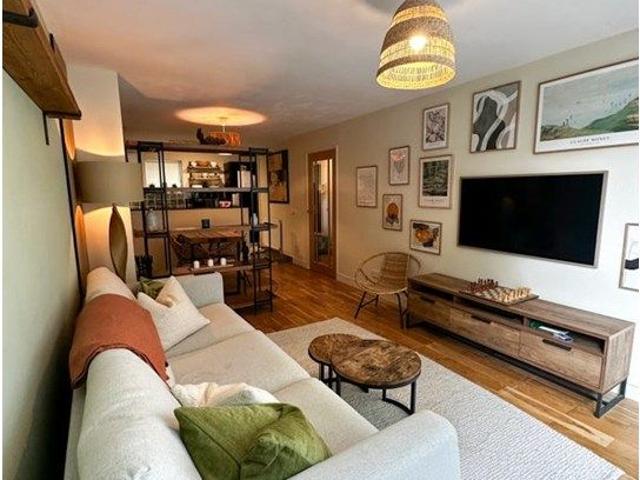 Waxham, London NW3, 1 bed flat to rent, £2,100 pcm | PrimeLocation