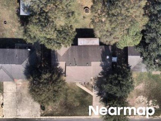 Waycross Dr