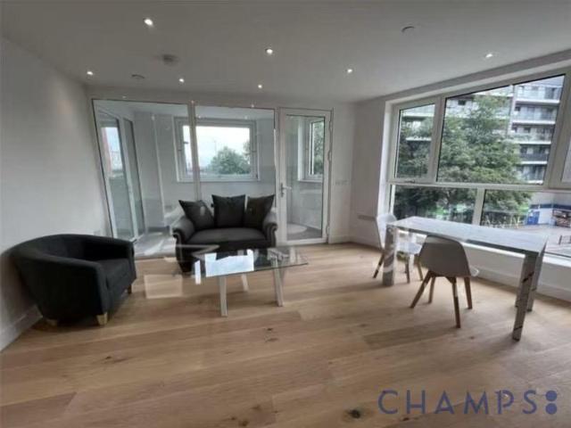 Wayfare House South, E14 1 bed flat to rent £2,232 pcm £515 pw