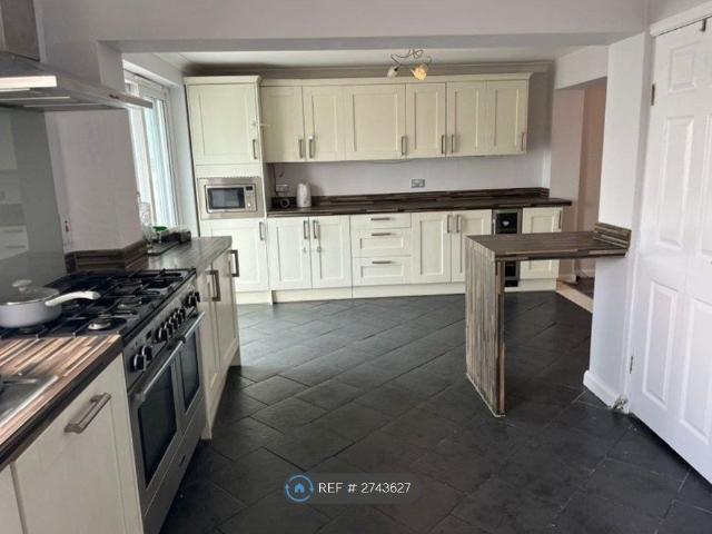 Wayfield Road, Chatham ME5, Room to rent, £625 pcm | PrimeLocation