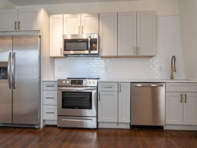 Wayland 1 Bedroom with Parking