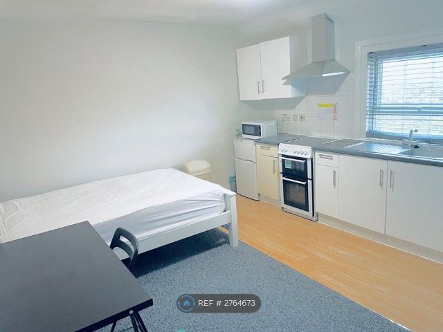 Waylen Street, Reading RG1, Studio to rent, £820 pcm | PrimeLocation