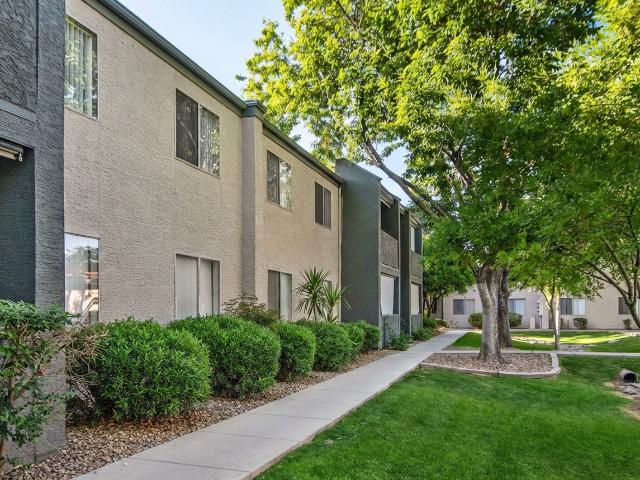 Waylon Desert Haven 2 Bedroom Apartment for Rent at 1505 N Country Club Dr, Mesa, AZ 85201