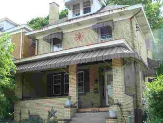 Wayne Ave