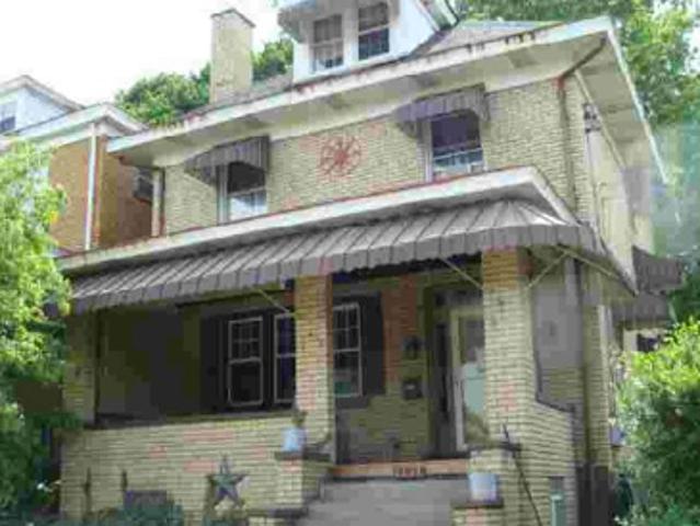 Wayne Ave
