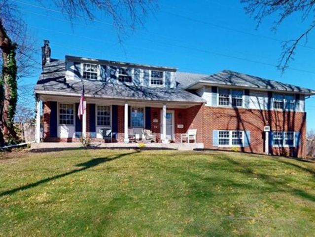 Wayne Dr, Cinnaminson, Home For Sale