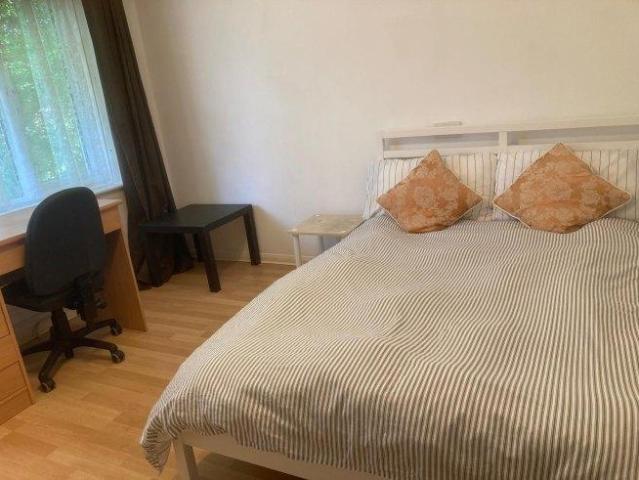 Waynflete Lane 4 bed house share to rent £2,240 pcm £517 pw