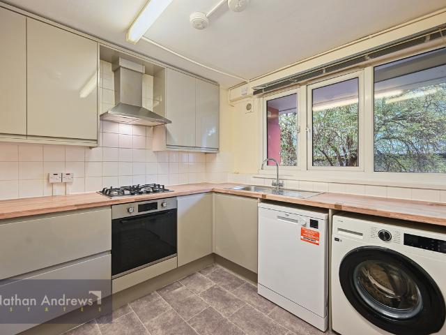 Waynflete Square, London W10, 3 bed flat to rent, £2,900 pcm | PrimeLocation