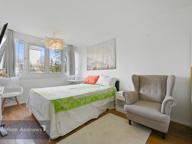 Waynflete Square, London W10 3 bed flat to rent £3,250 pcm £750 pw