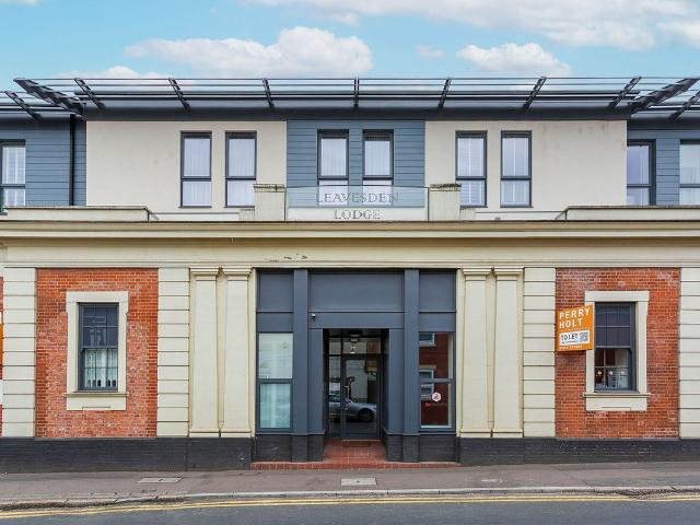 WD24, Watford, 1 bed flat to rent, £1,450 pcm | PrimeLocation
