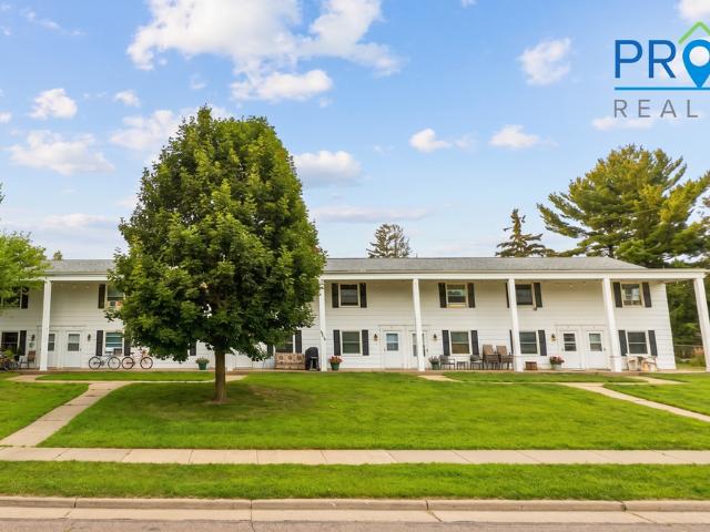 WE2803 2 Bedroom Apartment for Rent at 2803 Western Ave, Eau Claire, WI 54703