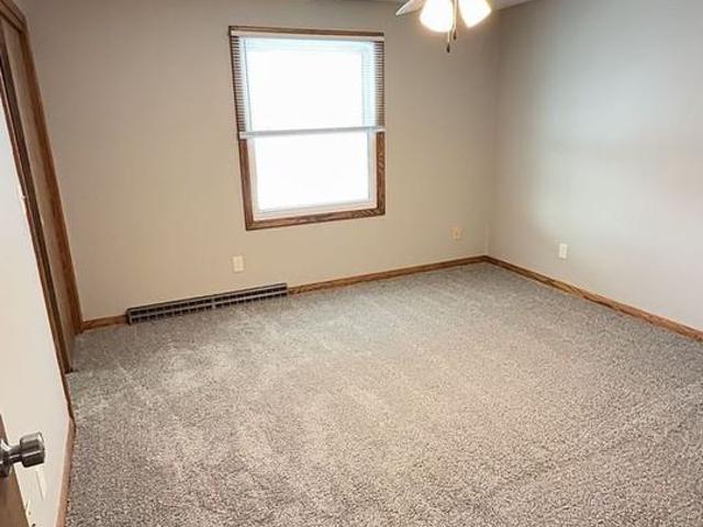 WE2803 2 Bedroom Apartment for Rent at 2803 Western Avenue, Eau Claire, WI 54703