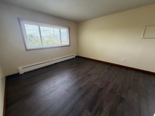 We take pride in offering a safe, quiet, and clean place to be your new home. 1 Bedroom Apartment for Rent at 4347 University Ave Ne, Columbia Heights, MN 55421 Columbia Heights