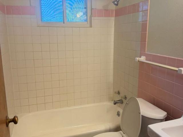 We take pride in offering a safe, quiet, and clean place to be your new home. 1 Bedroom Apartment for Rent at 4347 University Ave Ne, Columbia Heights, MN 55421 Columbia Heights