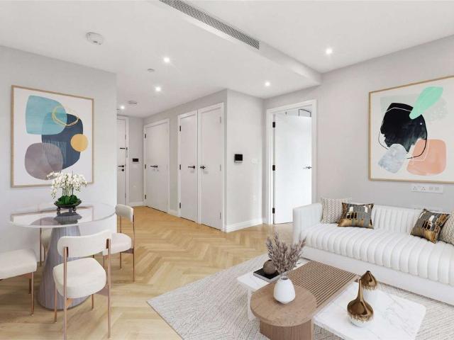 We are delighted to present this superb one bedroom apartment in the Kings Road Park development, SW6