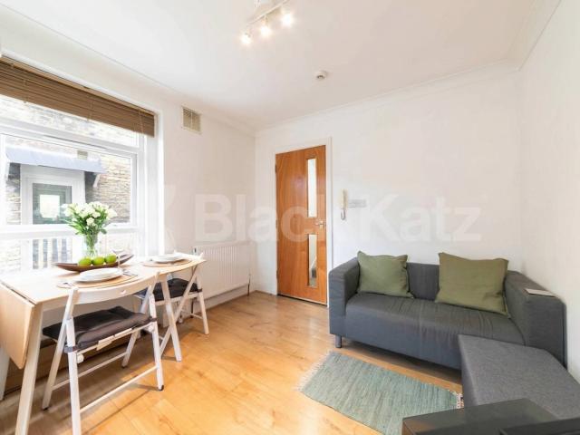 We are happy to present this lovely three double bedroom apartment located in Brondesbury area