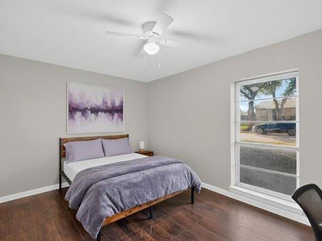 WE MAY NOT BE FOR YOU. We Are For Quality Working Professionals Seeking a Community to #RentSmarter • A Home: You Deserve More Than Just a Room!All Utilities • 1Gig WiFi • Fully Stocked Kitchen Top Host in Garland