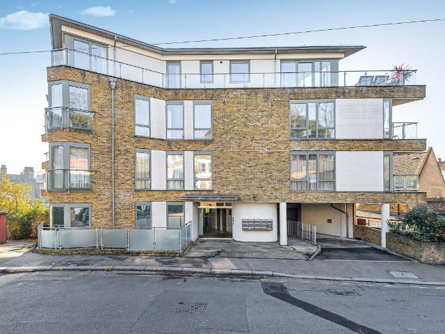 Wemyss Road, London SE3, 2 bed flat to rent, £2,200 pcm | PrimeLocation