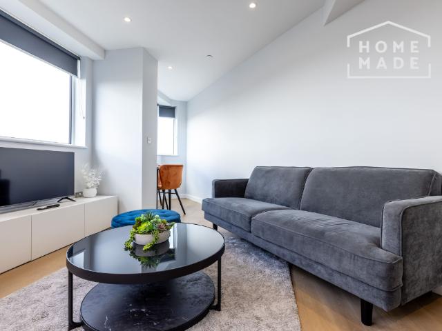 Wem Tower, Wembley HA9, 1 bed flat to rent, £1,800 pcm | PrimeLocation