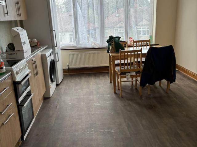Wembley HA9, 2 bed flat to rent, £2,600 pcm | PrimeLocation
