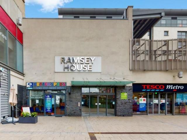 Wembley HA9, 3 bed flat to rent, £2,817 pcm | PrimeLocation