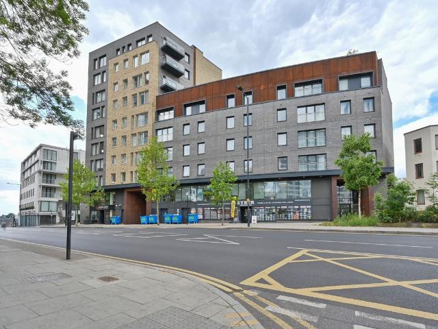 Wembley Hill Road, Signia Court Wembley Hill Road HA9, 3 bed flat to rent, £2,500 pcm | PrimeLocation