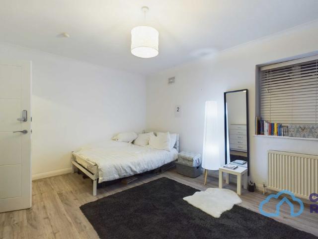 Wembley, London HA9, Room to rent, £832 pcm | PrimeLocation