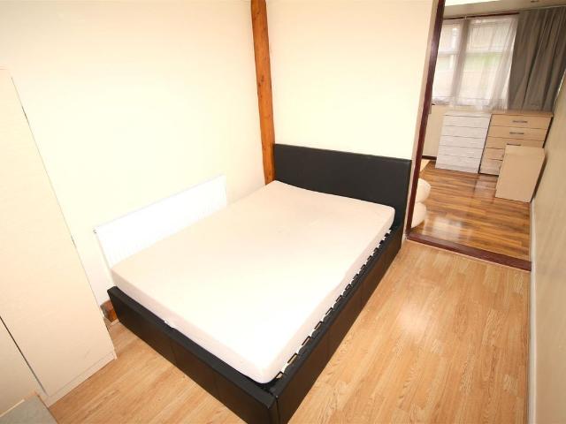 Wembley Park Drive, Wembley HA9, Room to rent, £802 pcm | PrimeLocation