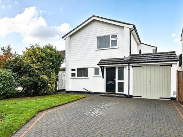 Wentworth Close, Ripley, 3 Bedroom Detached