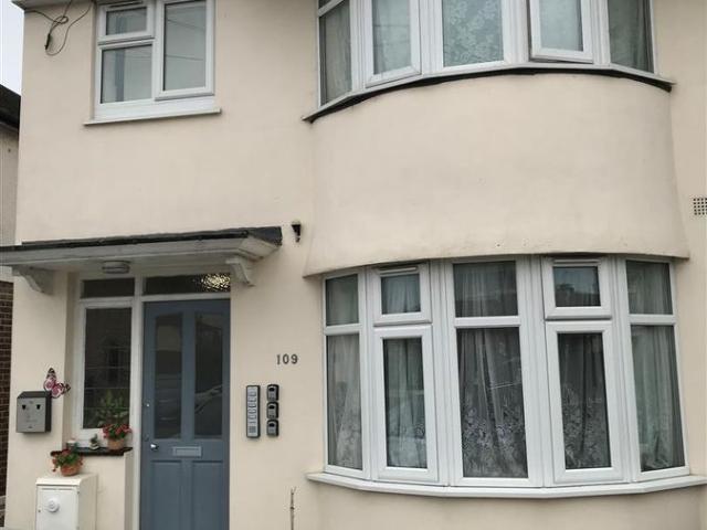 Wentworth Crescent, Hayes UB3, Room to rent, £850 pcm | PrimeLocation