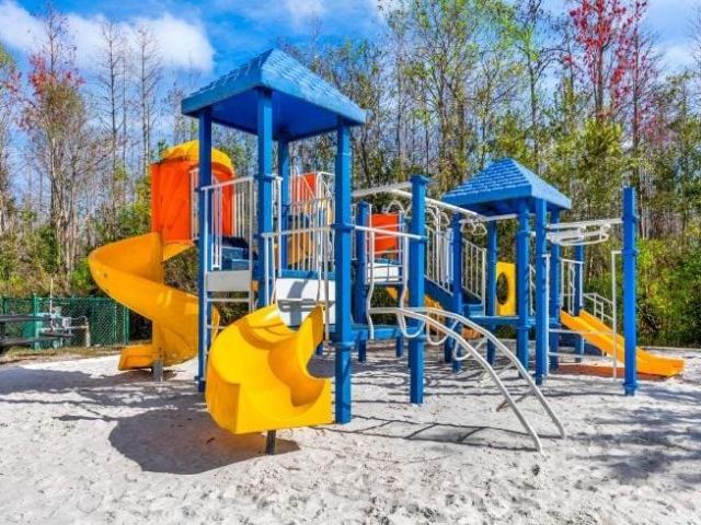 Wentworth Apartments 2 Bedroom Apartment for Rent at 10200 Dylan St, Orlando, FL 32825