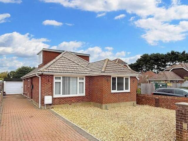 Wentworth Grove, Holbury, 4 Bedroom Detached