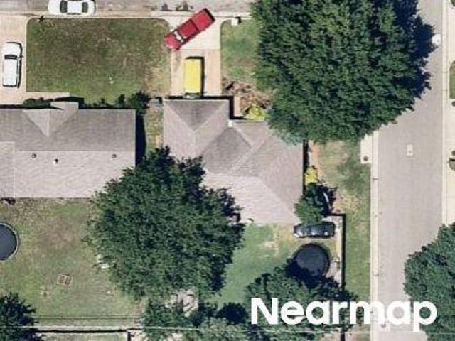 Wentworth Dr