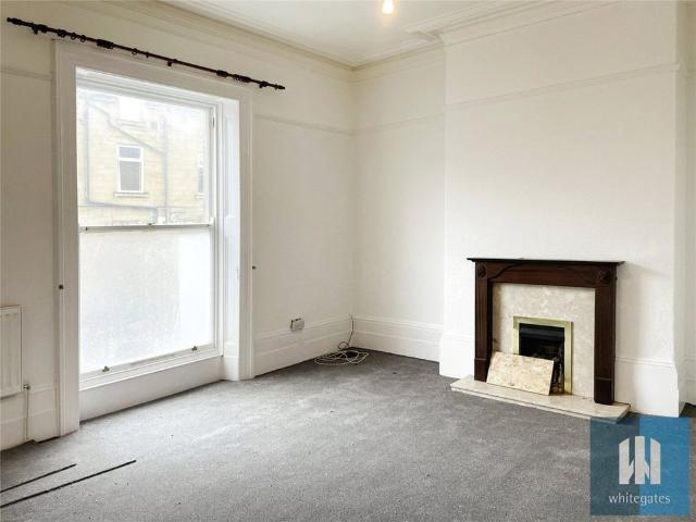 Wentworth Street, Huddersfield, HD1