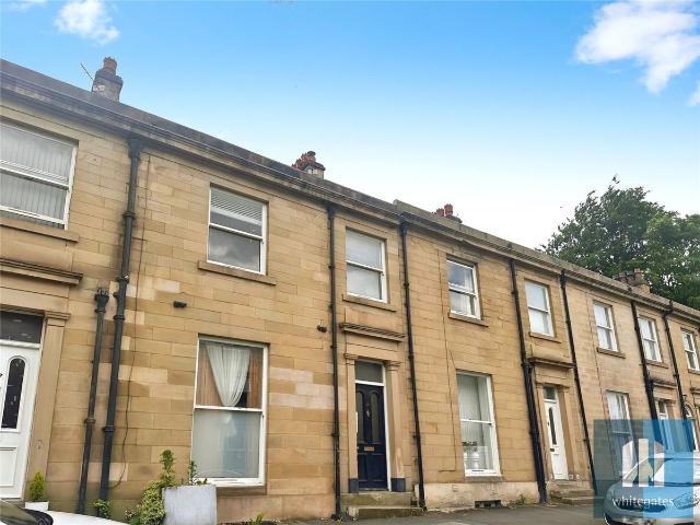 Wentworth Street, Huddersfield HD1, Room to rent, £580 pcm | PrimeLocation