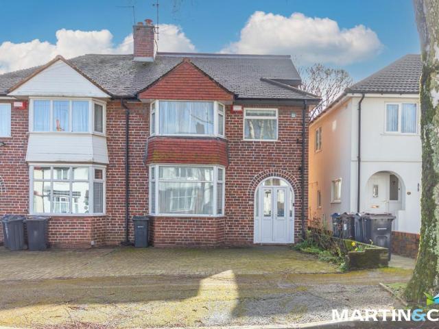 Wentworth Park Avenue, Harborne, B17 4 bed semi detached house to rent £2,150 pcm £496 pw