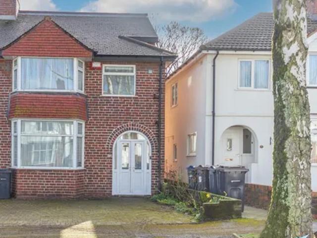 Wentworth Park Avenue, Metchley, B17 9QU, United Kingdom | 4 bed duplex for rent #139404077 | Rentberry