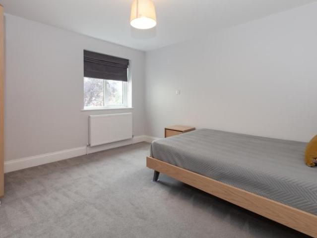 Wentworth Road, Cutteslowe 1 bed in a house share to rent £1,075 pcm £248 pw