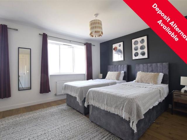 Wendercliff Close, Cheltenham GL52 4 bed detached house to rent £2,300 pcm £531 pw