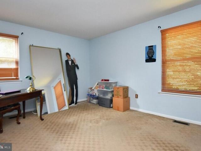 Wendover Dr, Mount Laurel, Home For Sale