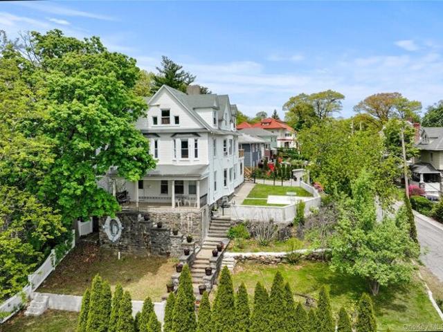Wendover Rd, Yonkers, Home For Sale