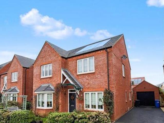 Wenlock Drive, Kingsmere, 4 Bedroom Detached