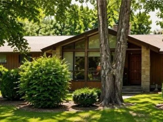 Wenscott Ln, North Providence, Home For Sale