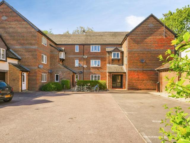 Wensum Drive, DIDCOT 1 bed flat to rent £1,150 pcm £265 pw