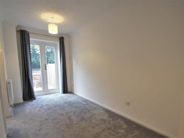 Weatherall Close, Addlestone, Surrey, KT15