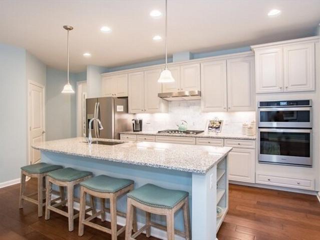 Weathervane Dr Unit,walpole, Condo For Sale