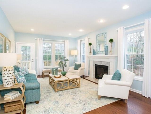 Weathervane Dr Unit,walpole, Home For Sale