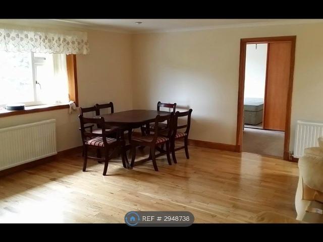 Weaver Row, Stirling FK7, 4 bed flat to rent, £1,250 pcm | PrimeLocation