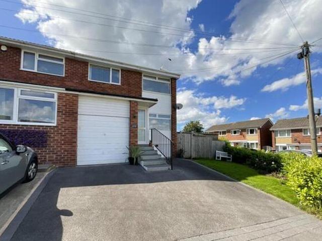 Weaver Road, Frodsham, 3 Bedroom Semi detached